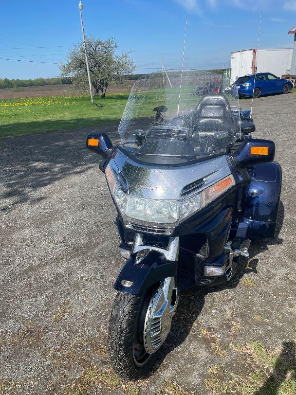 honda goldwing 1500 motor trike 2000 Usagé à vendre à St-Isidore ...