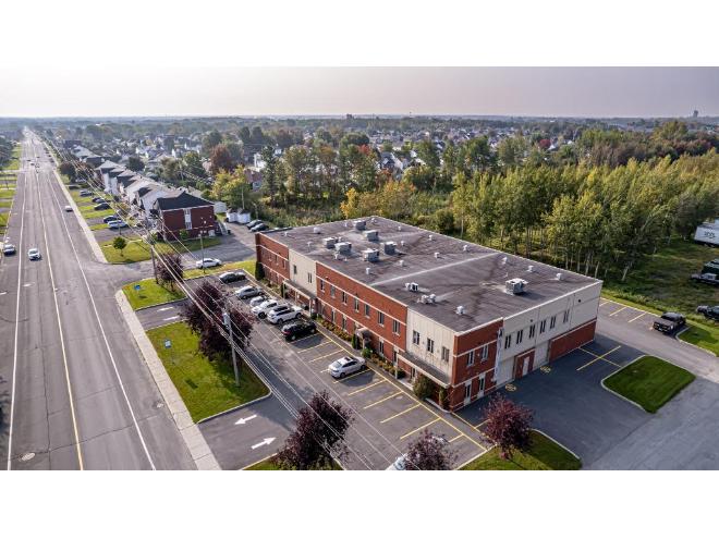 2X 4000 pi.ca. à louer RUE CORMIER à louer à Drummondville sur LesPAC immo