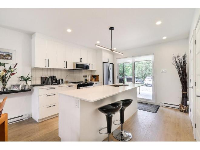 TOUT INCLUS*** - Luxueux 4 1/2 à louer à louer à Venise-en-Québec sur ...