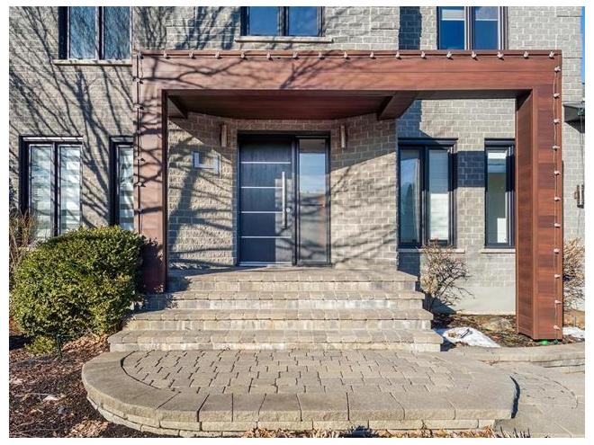 Maison à étages à vendre à Candiac sur LesPAC immo