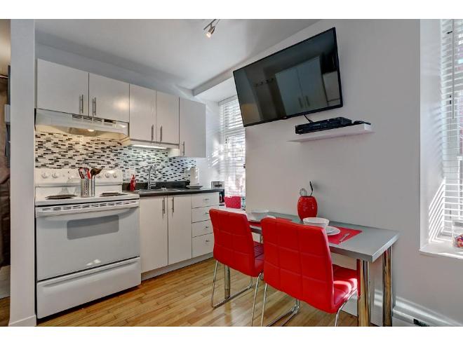 2 AVRIL- Studio fonctionnel en plein ♥ du Vieux-Québec à louer à Vieux ...