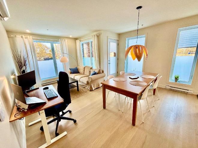 Condo locatif 2 chambres, Cession de bail 1ier mars 2026 à louer à ...