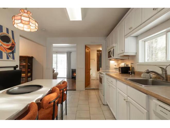 Chalet L’ÉLIXIR sur la Rouge | Spa, Vue sur l’eau & 15 min de Tremblant ...