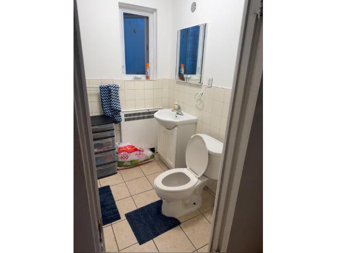 Chambre à louer pour Hommes Métro Snowdon à louer à Côte-des-Neiges ...