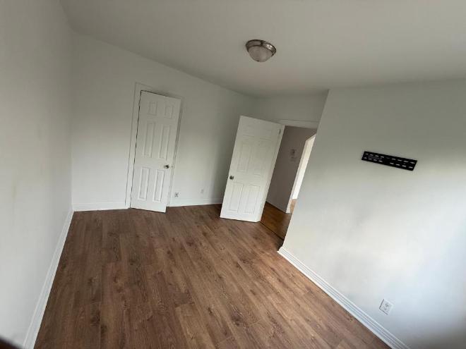 5 et demi à louer Aout 2026, Haut d'un triplex à louer à Montréal-Nord ...