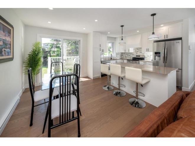 Maison Intergénération Rénovée Clé en main Fabreville Laval à vendre à ...