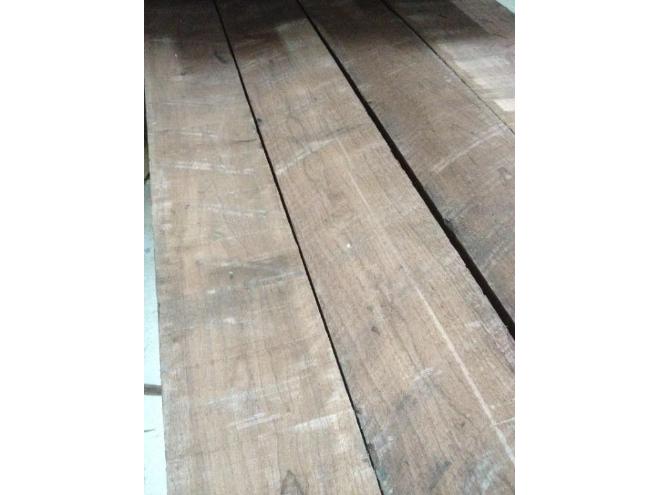 Noyer brut pour projet d'ébénisterie aussi dispo. Frêne- Chêne ...