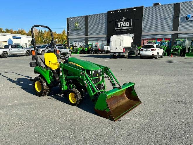 TRACTEUR COMPACT JOHN DEERE 1023E 2015 Usagé à vendre à Rouyn-Noranda - LesPAC.com Machineries ...