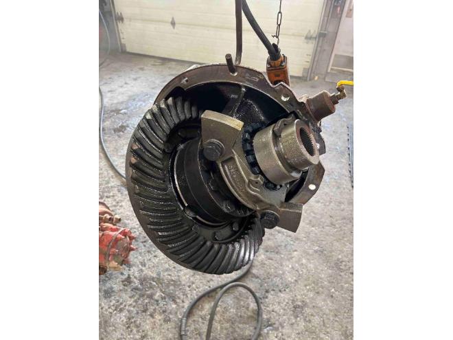 Meritor Rockwell 46160 - 7.45 - Différentiels - 30730D Usagé à vendre à ...